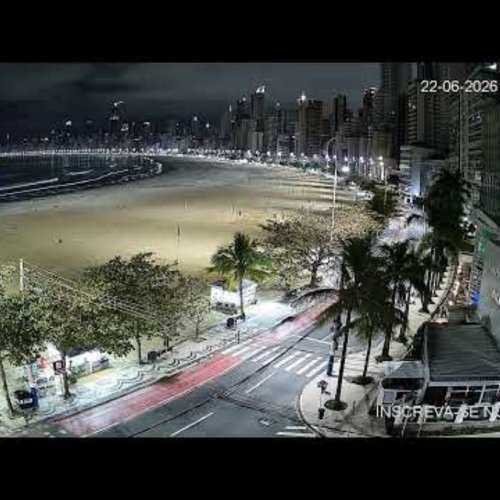 Praia Central Beach & Skyline